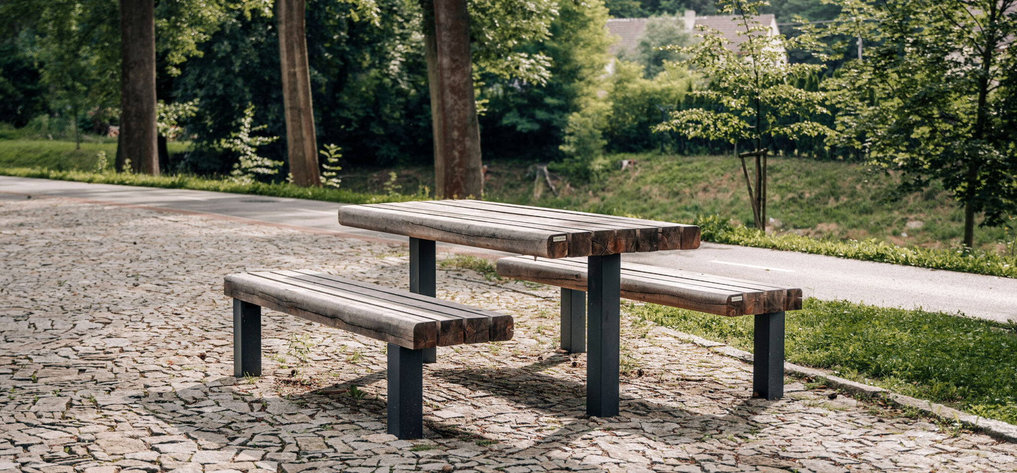 Lavička Namia | Městský mobiliář - Urbania vybavení veřejného prostoru